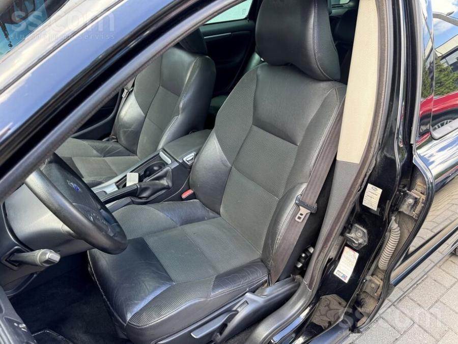 Melns Volvo V70 2005 Rīga, ar dzinēja tilpumu 2.40 L un nobraukumu 380 tūkst. km par 1490 €, foto 15 vietnē AUTOMOTO.COM.LV