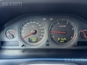 Melns Volvo V70 2005 Rīga, ar dzinēja tilpumu 2.40 L un nobraukumu 380 tūkst. km par 1490 €, foto 17 vietnē AUTOMOTO.COM.LV