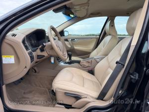 Melns Volvo V70 2005 Tallina, ar dzinēja tilpumu 2.40 L un nobraukumu 355 tūkst. km par 3790 €, foto 8 vietnē AUTOMOTO.COM.LV