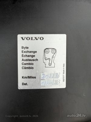 Melns Volvo V70 2005 Tallina, ar dzinēja tilpumu 2.40 L un nobraukumu 355 tūkst. km par 3790 €, foto 19 vietnē AUTOMOTO.COM.LV