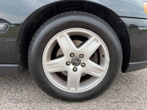 Melns Volvo V70 2005 Tallina, ar dzinēja tilpumu 2.40 L un nobraukumu 355 tūkst. km par 3790 €, foto 22 vietnē AUTOMOTO.COM.LV