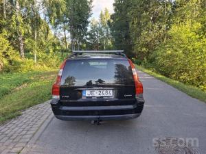 Melns Volvo V70 2005 Jēkabpils, ar dzinēja tilpumu 2.40 L un nobraukumu 349 tūkst. km par 1650 €, foto 5 vietnē AUTOMOTO.COM.LV