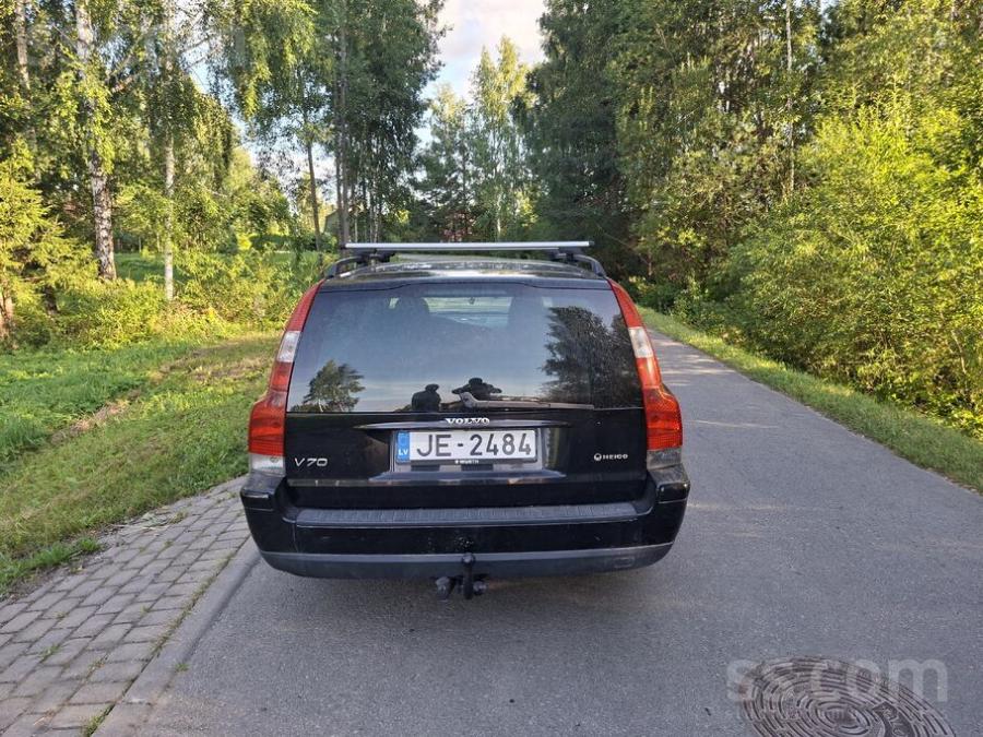 Melns Volvo V70 2005 Jēkabpils, ar dzinēja tilpumu 2.40 L un nobraukumu 349 tūkst. km par 1650 €, foto 5 vietnē AUTOMOTO.COM.LV