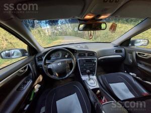 Melns Volvo V70 2005 Jēkabpils, ar dzinēja tilpumu 2.40 L un nobraukumu 349 tūkst. km par 1650 €, foto 8 vietnē AUTOMOTO.COM.LV