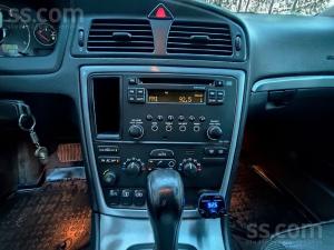 Black Volvo V70 2005 in Jekabpils, with an engine capacity of 2.40 L and mileage of 386 thousand km for 1900 €, photo 9 on AUTOMOTO.COM.LV