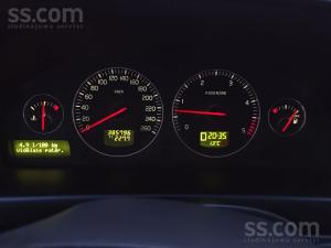Black Volvo V70 2005 in Jekabpils, with an engine capacity of 2.40 L and mileage of 386 thousand km for 1900 €, photo 10 on AUTOMOTO.COM.LV