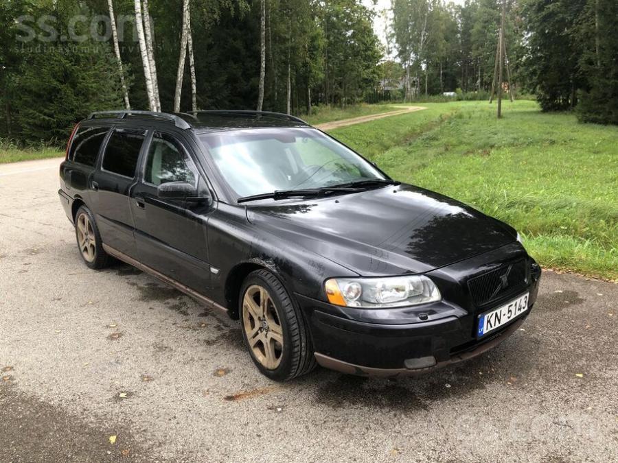 Черный Вольво В70 2005 в Рига, объемом двигателя 2.40 л и пробегом 390 тыс. км за 900 €, фото 7 на AUTOMOTO.COM.LV