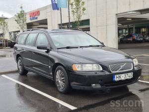 Black Volvo V70 2005 in Riga, with an engine capacity of 2.40 L and mileage of 360 thousand km for 1750 €, photo 5 on AUTOMOTO.COM.LV