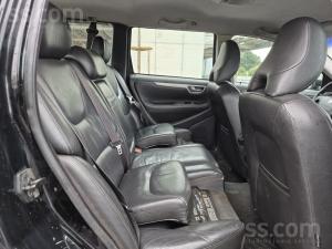 Black Volvo V70 2005 in Riga, with an engine capacity of 2.40 L and mileage of 360 thousand km for 1750 €, photo 19 on AUTOMOTO.COM.LV