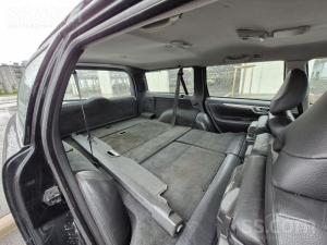 Black Volvo V70 2005 in Riga, with an engine capacity of 2.40 L and mileage of 360 thousand km for 1750 €, photo 22 on AUTOMOTO.COM.LV