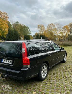 Черный Вольво В70 2005 в Аникщяй, объемом двигателя 2.40 л и пробегом 374 тыс. км за 1350 €, фото 8 на AUTOMOTO.COM.LV