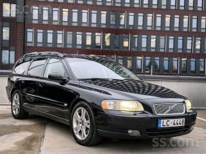 Черный Вольво В70 2005 в Рига, объемом двигателя 2.40 л и пробегом 331 тыс. км за 1690 €, фото 8 на AUTOMOTO.COM.LV