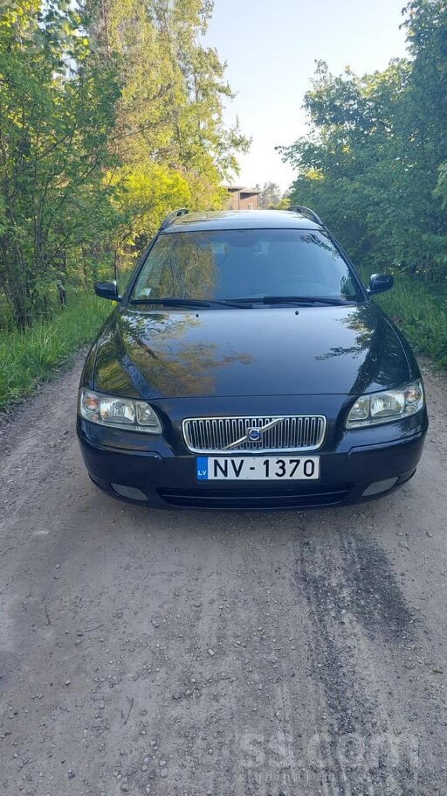 Melns Volvo V70 2006 Ogre, ar dzinēja tilpumu 2.40 L un nobraukumu 0 tūkst. km par 7600 €, foto 1 vietnē AUTOMOTO.COM.LV