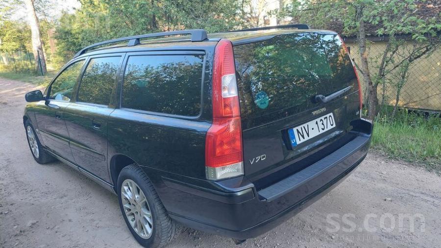 Melns Volvo V70 2006 Ogre, ar dzinēja tilpumu 2.40 L un nobraukumu 0 tūkst. km par 7600 €, foto 5 vietnē AUTOMOTO.COM.LV