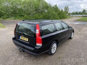 Melns Volvo V70 2006 Balvi, ar dzinēja tilpumu 2.40 L un nobraukumu 310 tūkst. km par 6200 €, foto 6 vietnē AUTOMOTO.COM.LV