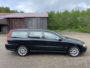 Melns Volvo V70 2006 Balvi, ar dzinēja tilpumu 2.40 L un nobraukumu 310 tūkst. km par 6200 €, foto 7 vietnē AUTOMOTO.COM.LV