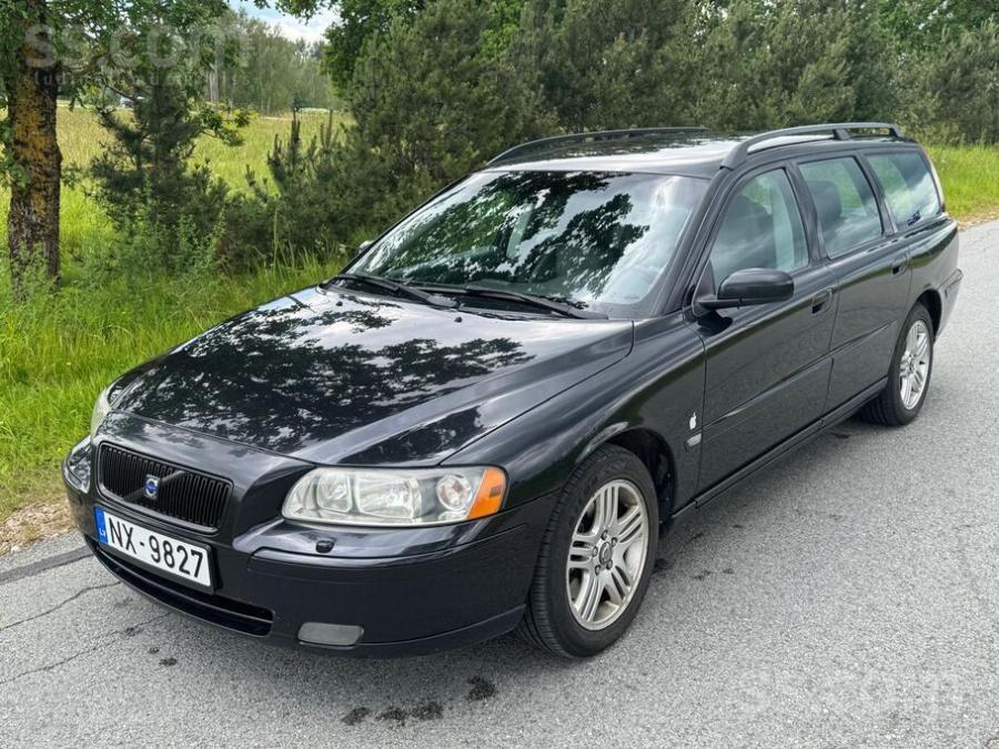 Melns Volvo V70 2006 Rīga, ar dzinēja tilpumu 2.40 L un nobraukumu 397 tūkst. km par 3000 €, foto 1 vietnē AUTOMOTO.COM.LV