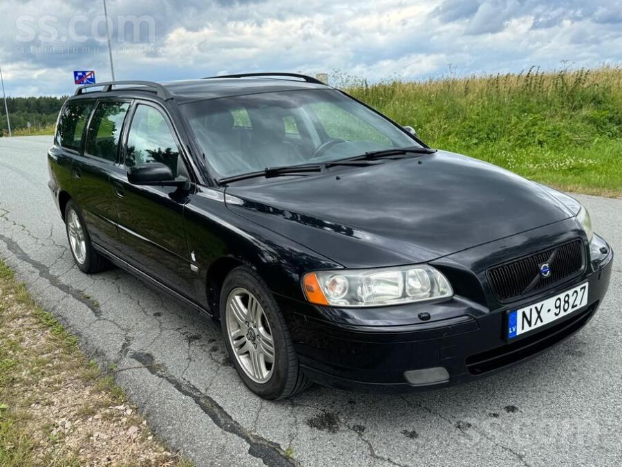 Melns Volvo V70 2006 Rīga, ar dzinēja tilpumu 2.40 L un nobraukumu 397 tūkst. km par 3000 €, foto 2 vietnē AUTOMOTO.COM.LV