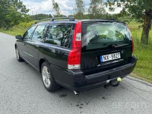 Melns Volvo V70 2006 Rīga, ar dzinēja tilpumu 2.40 L un nobraukumu 397 tūkst. km par 3000 €, foto 5 vietnē AUTOMOTO.COM.LV