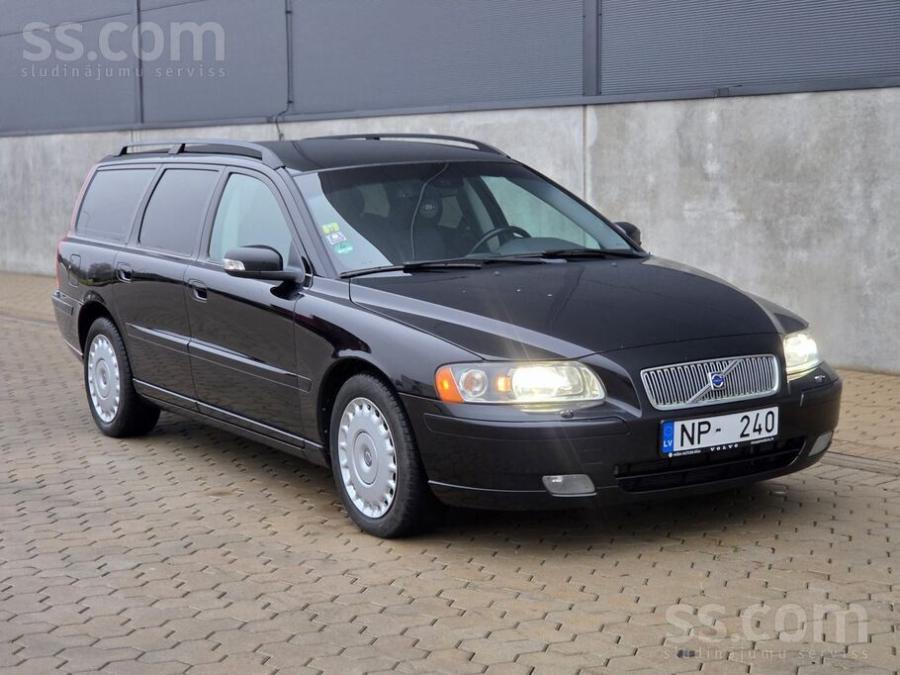 Melns Volvo V70 2006 Rīga, ar dzinēja tilpumu 2.40 L un nobraukumu 349 tūkst. km par 2990 €, foto 7 vietnē AUTOMOTO.COM.LV