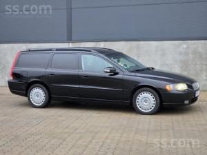 Melns Volvo V70 2006 Rīga, ar dzinēja tilpumu 2.40 L un nobraukumu 349 tūkst. km par 2990 €, foto 8 vietnē AUTOMOTO.COM.LV