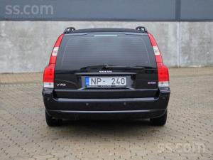 Melns Volvo V70 2006 Rīga, ar dzinēja tilpumu 2.40 L un nobraukumu 349 tūkst. km par 2990 €, foto 16 vietnē AUTOMOTO.COM.LV