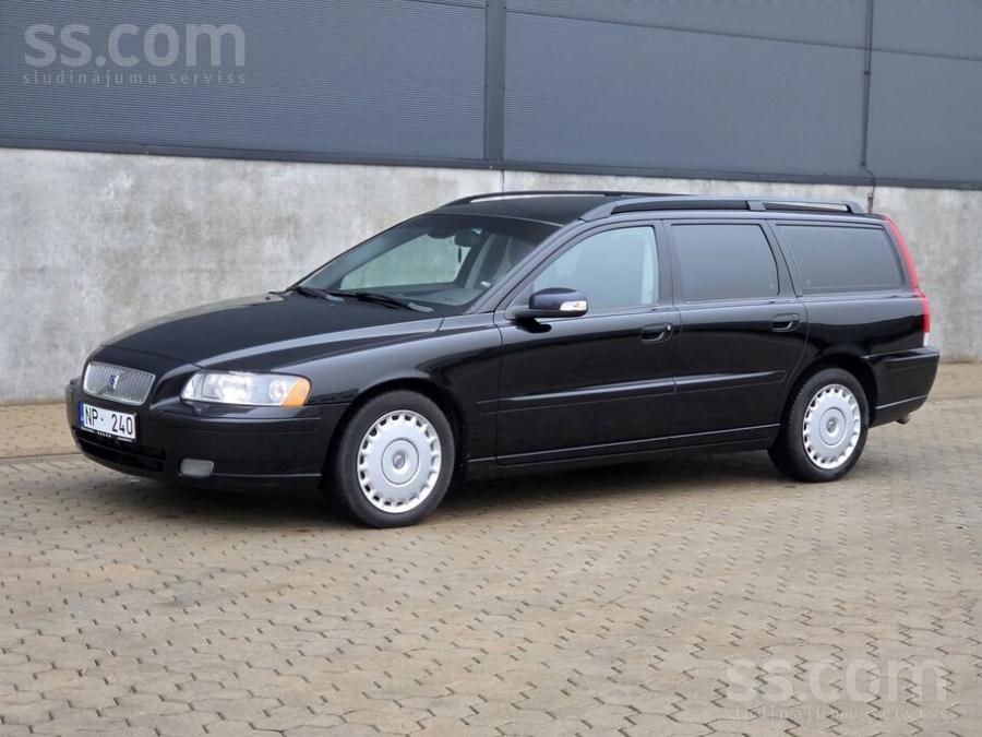 Melns Volvo V70 2006 Rīga, ar dzinēja tilpumu 2.40 L un nobraukumu 349 tūkst. km par 2990 €, foto 20 vietnē AUTOMOTO.COM.LV