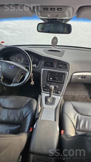 Melns Volvo V70 2006 Rīga, ar dzinēja tilpumu 2.40 L un nobraukumu 367 tūkst. km par 1650 €, foto 6 vietnē AUTOMOTO.COM.LV