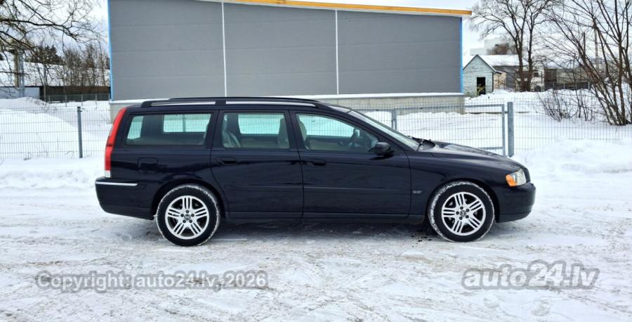 Melns Volvo V70 2006 Paide, ar dzinēja tilpumu 0.00 L un nobraukumu 393 tūkst. km par 3450 €, foto 3 vietnē AUTOMOTO.COM.LV