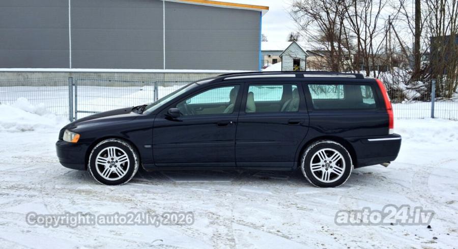Melns Volvo V70 2006 Paide, ar dzinēja tilpumu 0.00 L un nobraukumu 393 tūkst. km par 3450 €, foto 4 vietnē AUTOMOTO.COM.LV