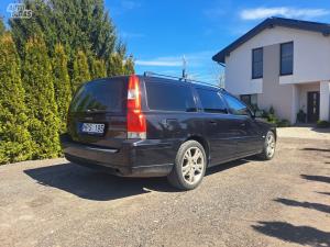 Melns Volvo V70 2006 Viļņa, ar dzinēja tilpumu 2.40 L un nobraukumu 414 tūkst. km par 1450 €, foto 3 vietnē AUTOMOTO.COM.LV