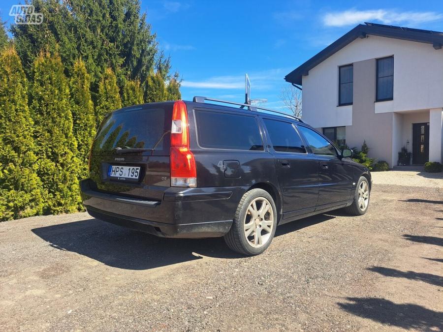 Melns Volvo V70 2006 Viļņa, ar dzinēja tilpumu 2.40 L un nobraukumu 414 tūkst. km par 1450 €, foto 3 vietnē AUTOMOTO.COM.LV