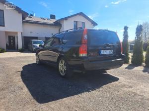 Melns Volvo V70 2006 Viļņa, ar dzinēja tilpumu 2.40 L un nobraukumu 414 tūkst. km par 1450 €, foto 4 vietnē AUTOMOTO.COM.LV