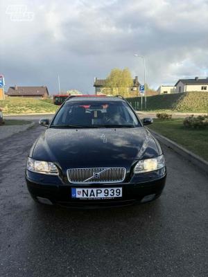 Black Volvo V70 2006 in Kaunas, with an engine capacity of 2.40 L and mileage of 305 thousand km for 2500 €, photo  on AUTOMOTO.COM.LV