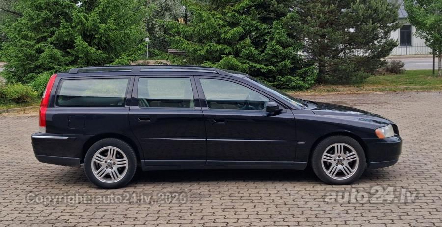 Melns Volvo V70 2006 Tallina, ar dzinēja tilpumu 0.00 L un nobraukumu 394 tūkst. km par 3950 €, foto 4 vietnē AUTOMOTO.COM.LV