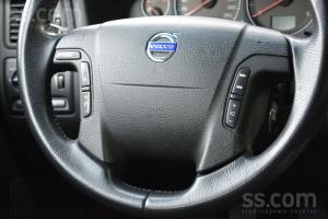 Black Volvo V70 2006 in Riga, with an engine capacity of 2.40 L and mileage of 335 thousand km for 3599 €, photo 14 on AUTOMOTO.COM.LV