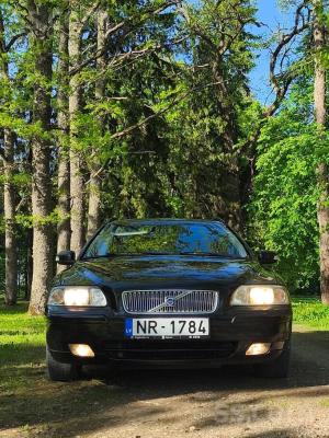 Melns Volvo V70 2006 Rīga, ar dzinēja tilpumu 2.40 L un nobraukumu 460 tūkst. km par 2480 €, foto 6 vietnē AUTOMOTO.COM.LV