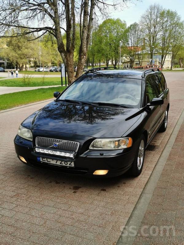 Черный Вольво В70 2006 в Кулдига, объемом двигателя 2.40 л и пробегом 340 тыс. км за 2300 €, фото 8 на AUTOMOTO.COM.LV