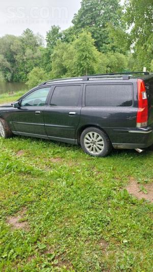Melns Volvo V70 2006 Talsi, ar dzinēja tilpumu 2.40 L un nobraukumu 0 tūkst. km par 1500 €, foto 3 vietnē AUTOMOTO.COM.LV