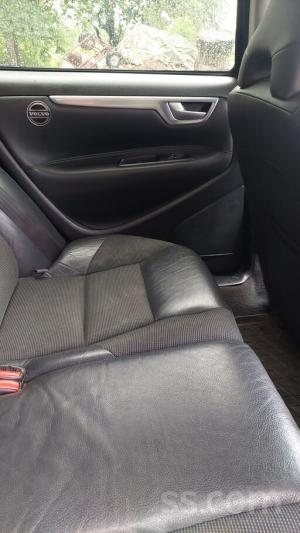 Melns Volvo V70 2006 Talsi, ar dzinēja tilpumu 2.40 L un nobraukumu 0 tūkst. km par 1500 €, foto 7 vietnē AUTOMOTO.COM.LV