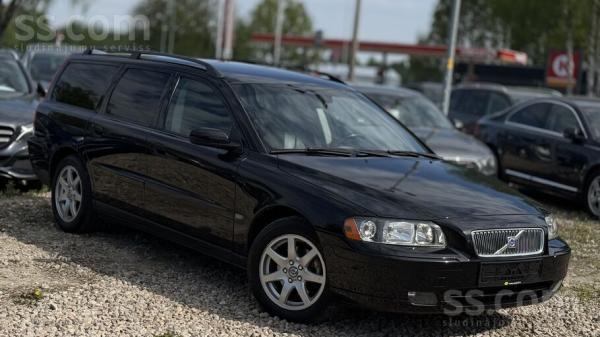 Melns Volvo V70 2006 Jelgava, ar dzinēja tilpumu 2.40 L un nobraukumu 369 tūkst. km par 3590 €, foto 2 vietnē AUTOMOTO.COM.LV