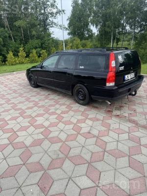 Черный Вольво В70 2006 в Резекне, объемом двигателя 2.40 л и пробегом 425 тыс. км за 2500 €, фото 4 на AUTOMOTO.COM.LV
