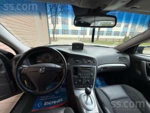 Melns Volvo V70 2006 Jelgava, ar dzinēja tilpumu 2.40 L un nobraukumu 266 tūkst. km par 3450 €, foto 11 vietnē AUTOMOTO.COM.LV