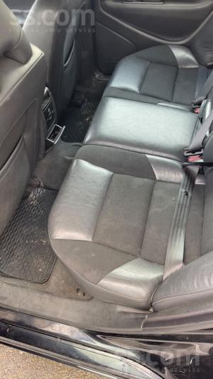 Melns Volvo V70 2006 Rīga, ar dzinēja tilpumu 2.40 L un nobraukumu 390 tūkst. km par 2150 €, foto 8 vietnē AUTOMOTO.COM.LV