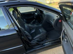 Black Volvo V70 2006 in Riga, with an engine capacity of 2.40 L and mileage of 263 thousand km for 4000 €, photo 20 on AUTOMOTO.COM.LV