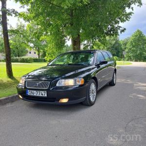 Black Volvo V70 2006 in Rezekne, with an engine capacity of 2.40 L and mileage of 0 thousand km for 3100 €, photo  on AUTOMOTO.COM.LV