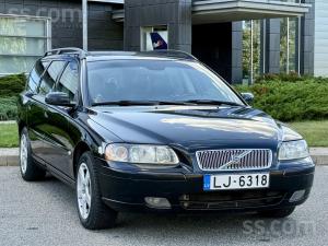 Melns Volvo V70 2006 Rīga, ar dzinēja tilpumu 2.40 L un nobraukumu 298 tūkst. km par 2450 €, foto 6 vietnē AUTOMOTO.COM.LV