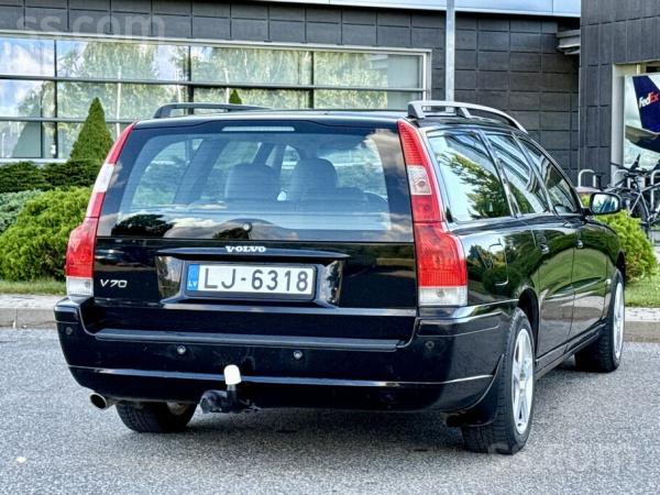 Melns Volvo V70 2006 Rīga, ar dzinēja tilpumu 2.40 L un nobraukumu 298 tūkst. km par 2450 €, foto 7 vietnē AUTOMOTO.COM.LV