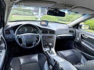 Melns Volvo V70 2006 Rīga, ar dzinēja tilpumu 2.40 L un nobraukumu 298 tūkst. km par 2450 €, foto 10 vietnē AUTOMOTO.COM.LV