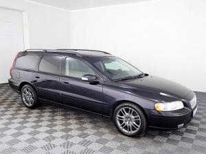 Melns Volvo V70 2006 Tallina, ar dzinēja tilpumu 2.40 L un nobraukumu 329 tūkst. km par 2499 €, foto  vietnē AUTOMOTO.COM.LV